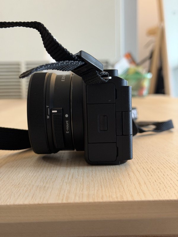 소니 카메라 팝니다 (Sony ZV-E10 II Black) > 사고,팔고 | 보스톤코리아